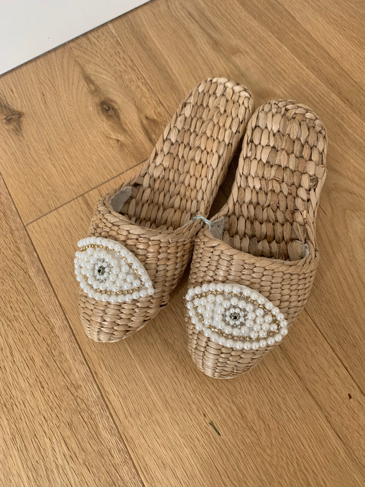 Raffia Shoe – Elevate Style